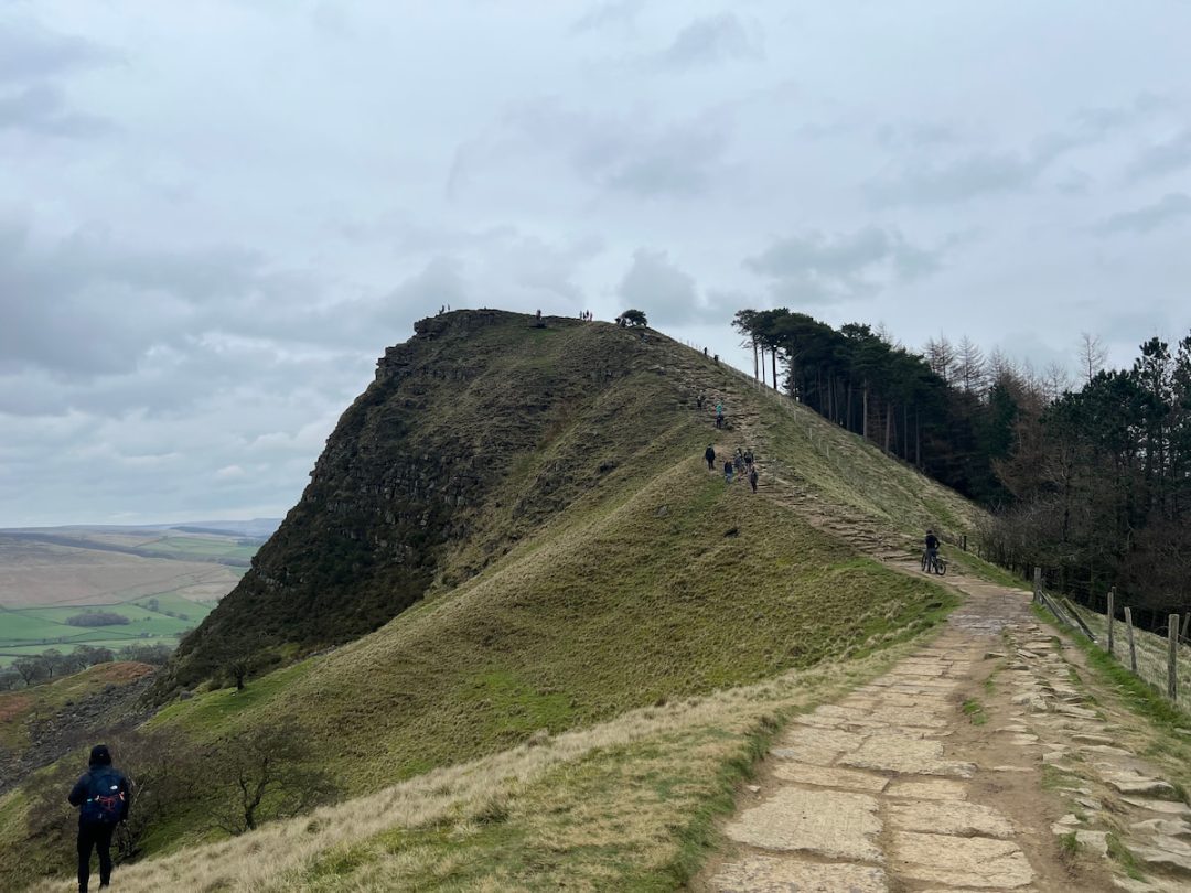 3 Stunning Mam Tor Walking Routes (Circular): Parking Info & More