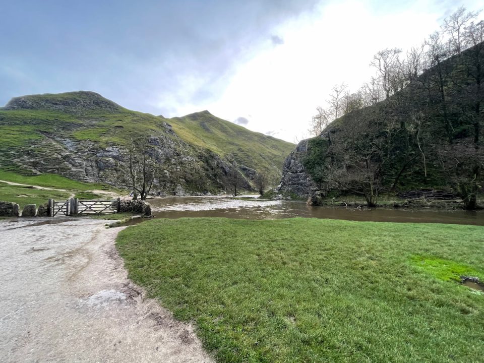 Thorpe Cloud Walk, Dovedale (Circular): Visiting Guide 2025