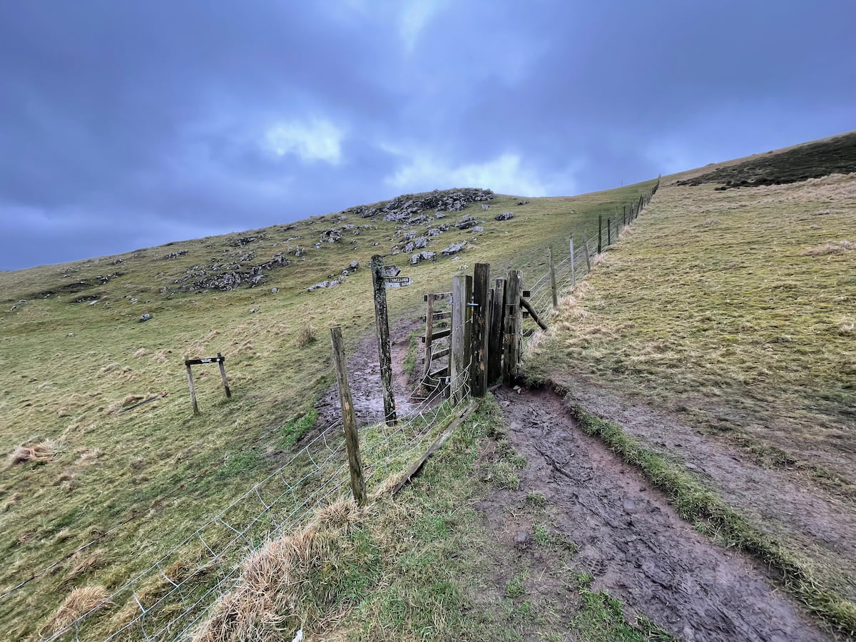 Parkhouse & Chrome Hill Walk (The Dragon's Back) | PeakDistrict.org