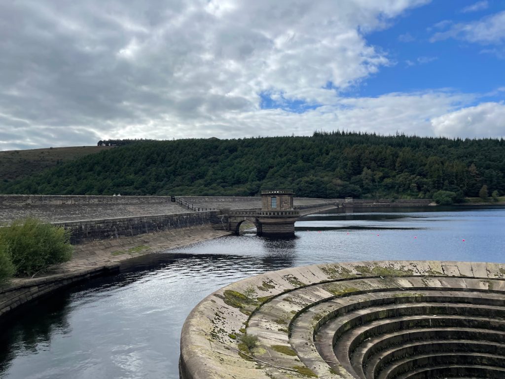 Ladybower Reservoir Plugholes: Location, History & Guide | PeakDistrict.org